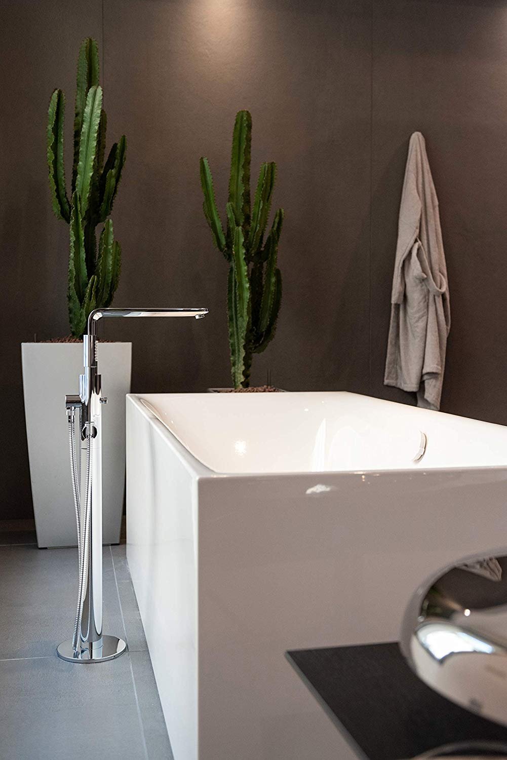 Смеситель для ванны Grohe Lineare 23792001 купить | ELMIR - цена ...